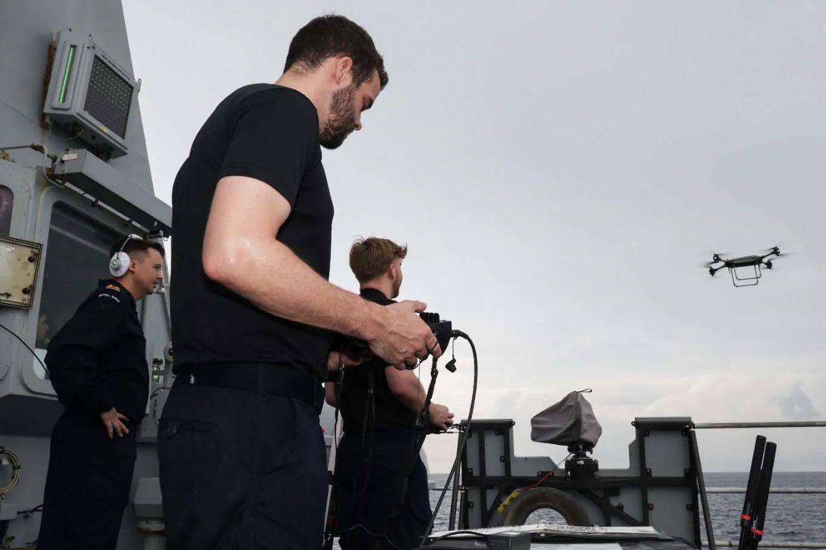 Drone First For Royal Navy Using UAS For Ship-To-Ship Deliveries - Navy ...