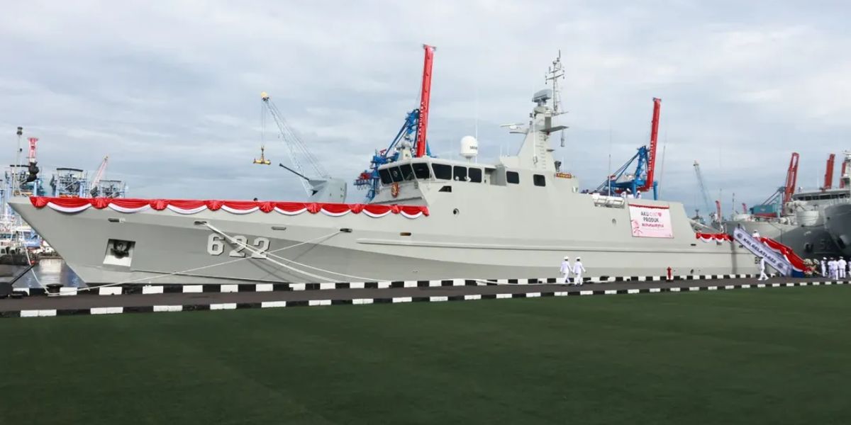 Indonesian Navy Commissions New Fast Attack Craft - Navy Leaders