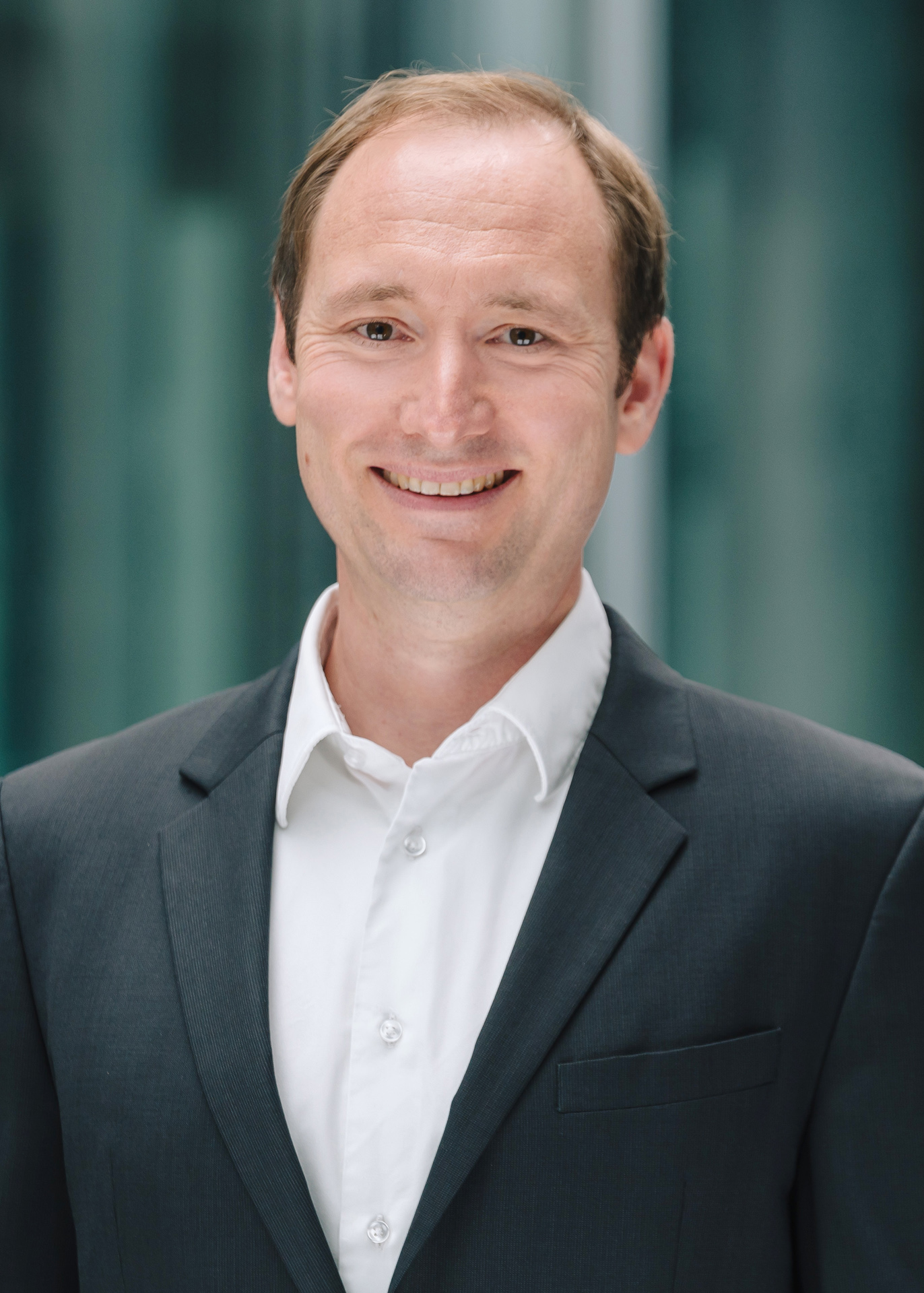 Tobias Rutz - Navy Leaders